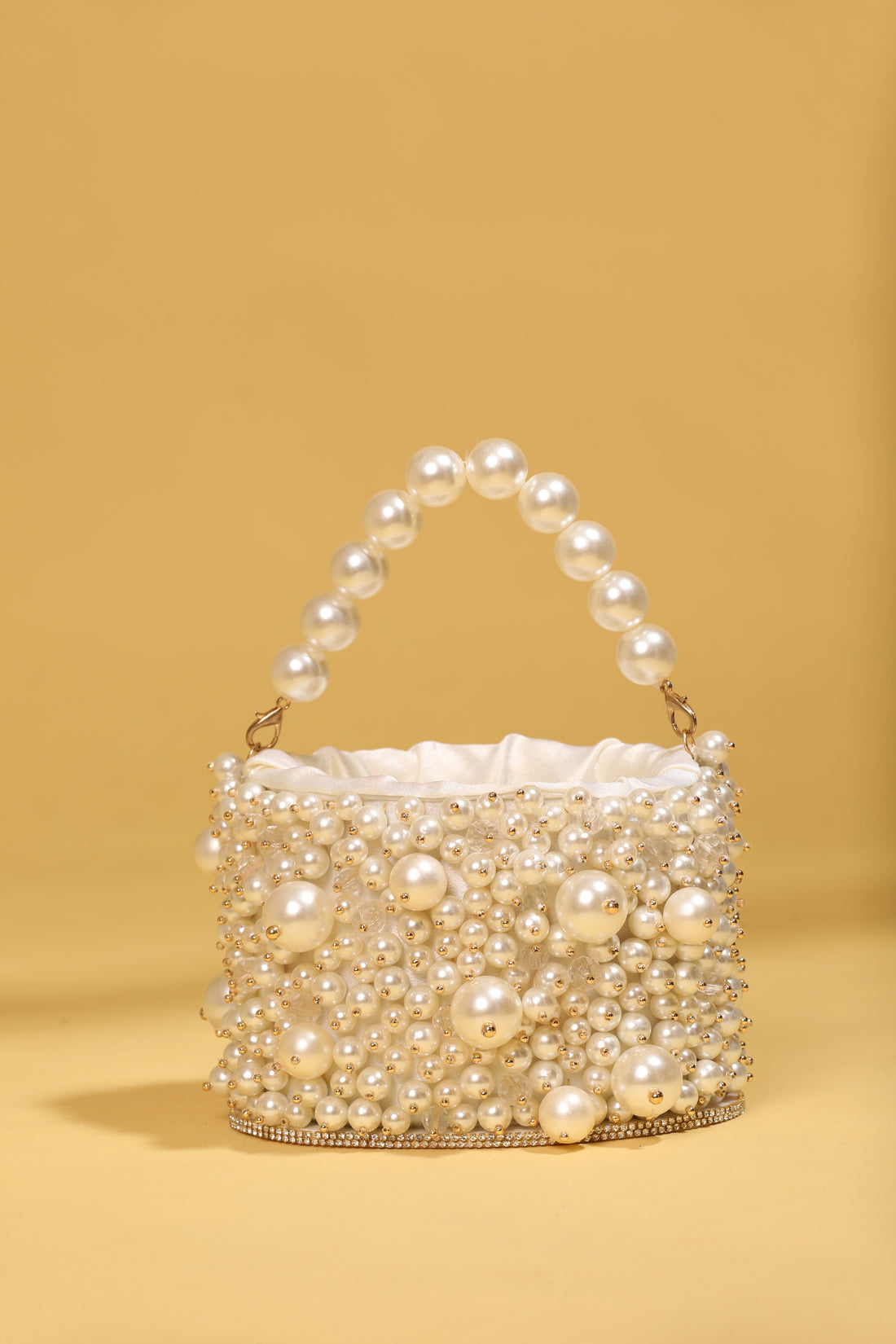 Handmade White Embellished Pearls Purse , Luxury Bridal Clutch Purse ...