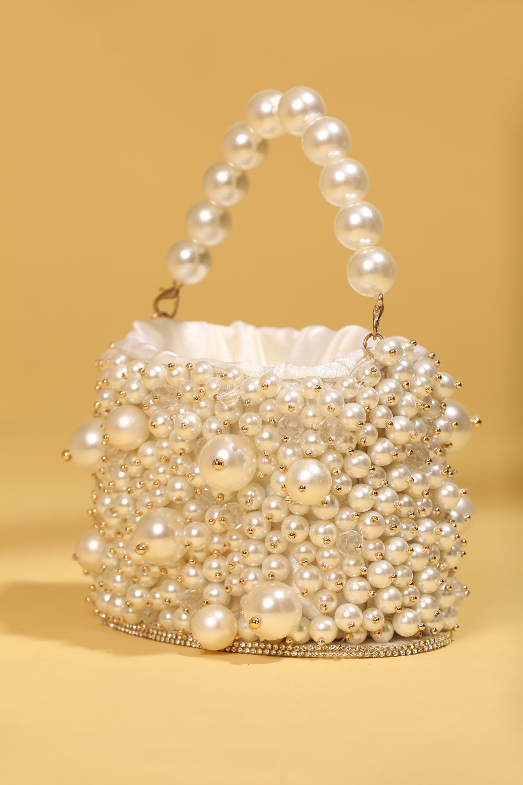 Handmade White Embellished Pearls Purse , Luxury Bridal Clutch Purse ...